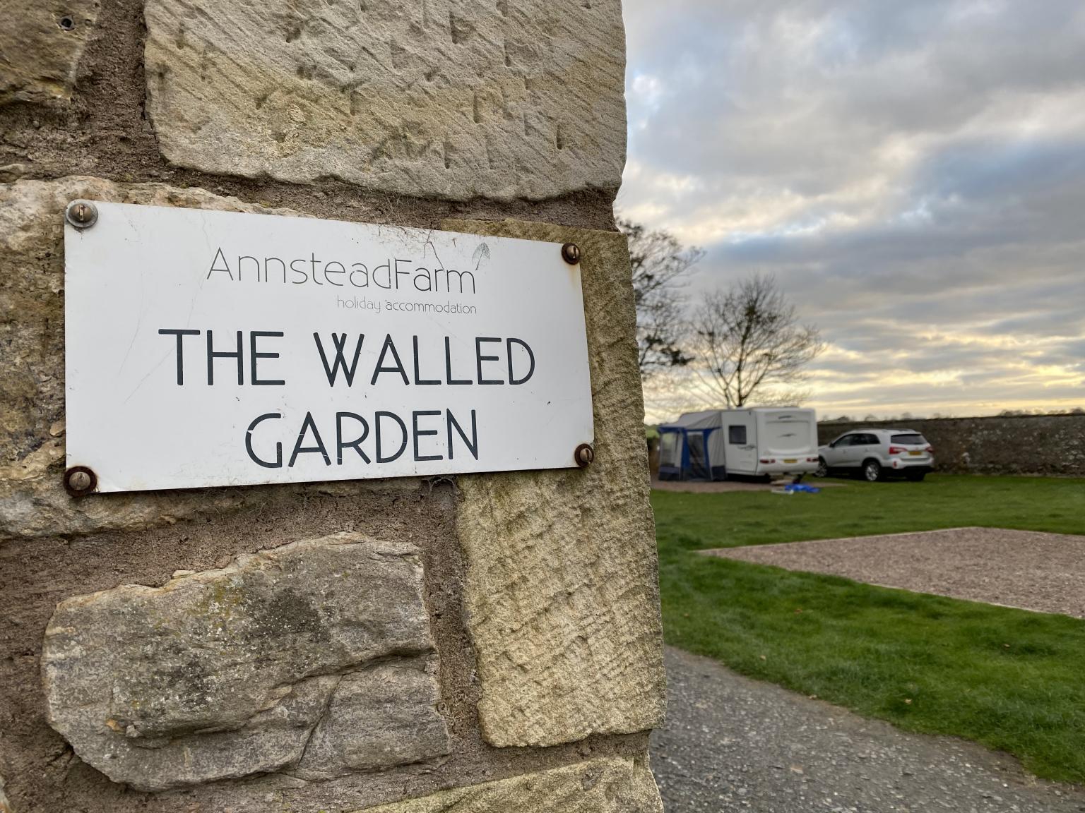 Annstead Farm Walled Garden – Adults Only – Camping Places